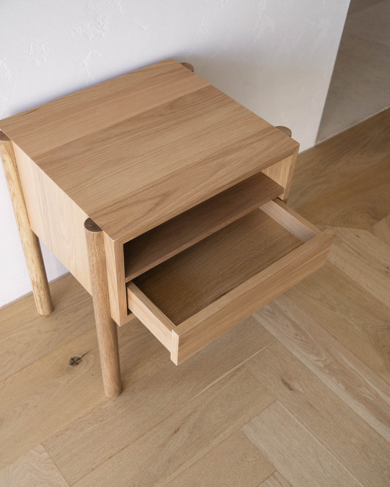 Naomi Oak Luxury Bedside Table | Fleur Studios
