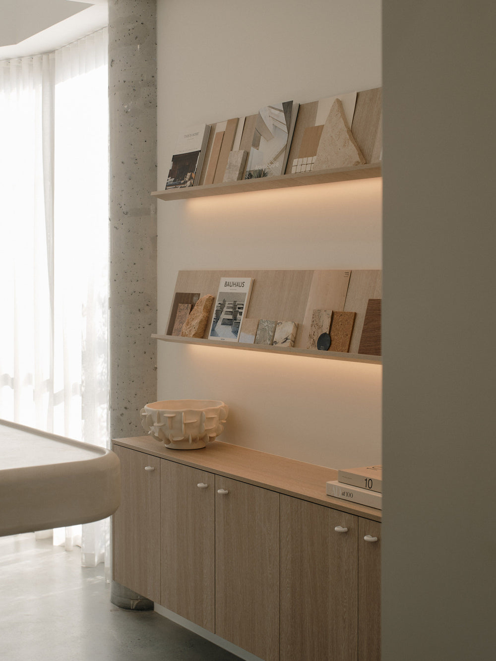 Motiv HQ by Dizain Interiors